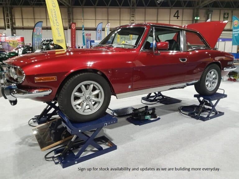 Heavy-Duty Scissor Hydraulic Car Ramps - with 4 locking heights